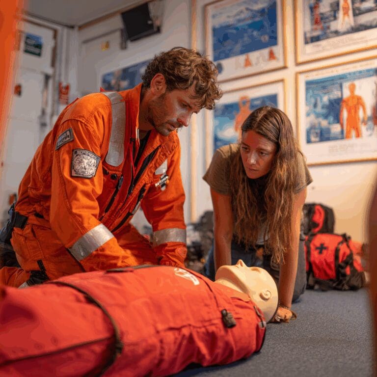 STCW Basic First Aid Online Course | STCW.online